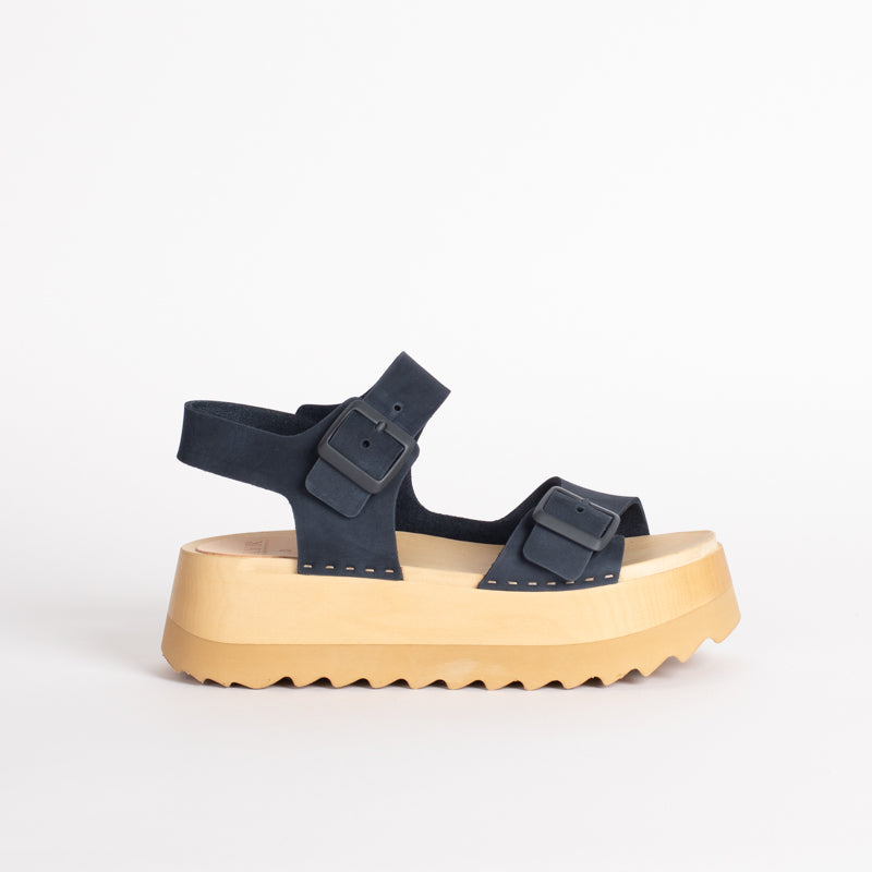 Blue Clogs – Bryr Studio