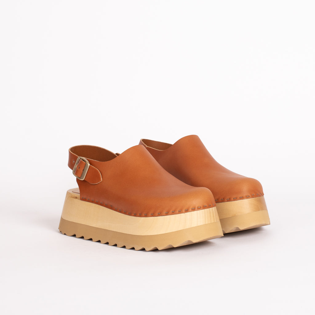 Tegan in Whiskey RTS Comfortable Stylish Clogs – Bryr Studio