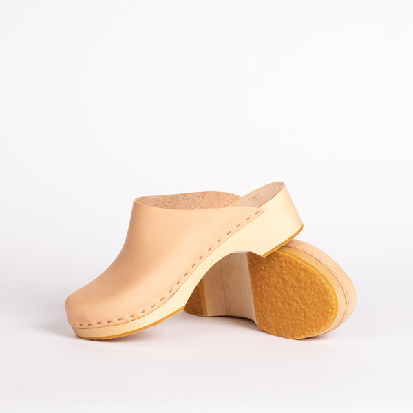 Worker Clog in Natural RTS Stylish And Durable – Bryr Studio