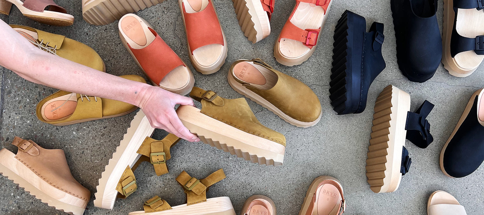 Bryr Clogs
